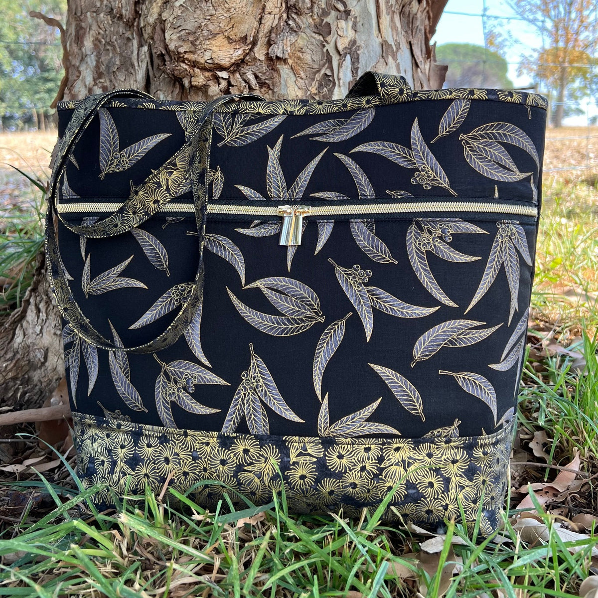Look at Me Bag Kit - Gumleaf Feature Panel – Chandlers Cottage